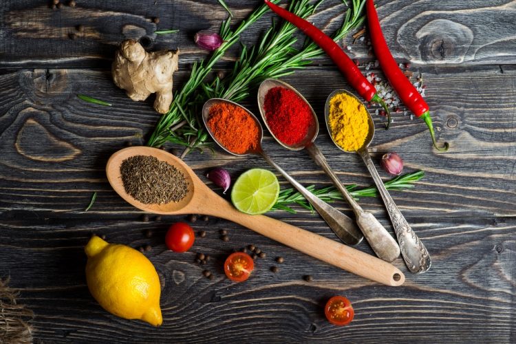 A Guide To The Paleo Diet (+ Who Should Follow It & Recipes To Get You