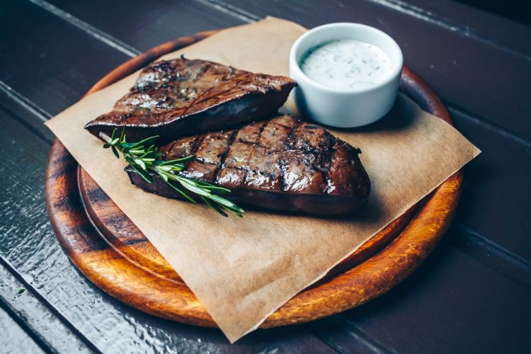 10 Troublesome Symptoms of Copper Deficiency (+ How to Correct It)